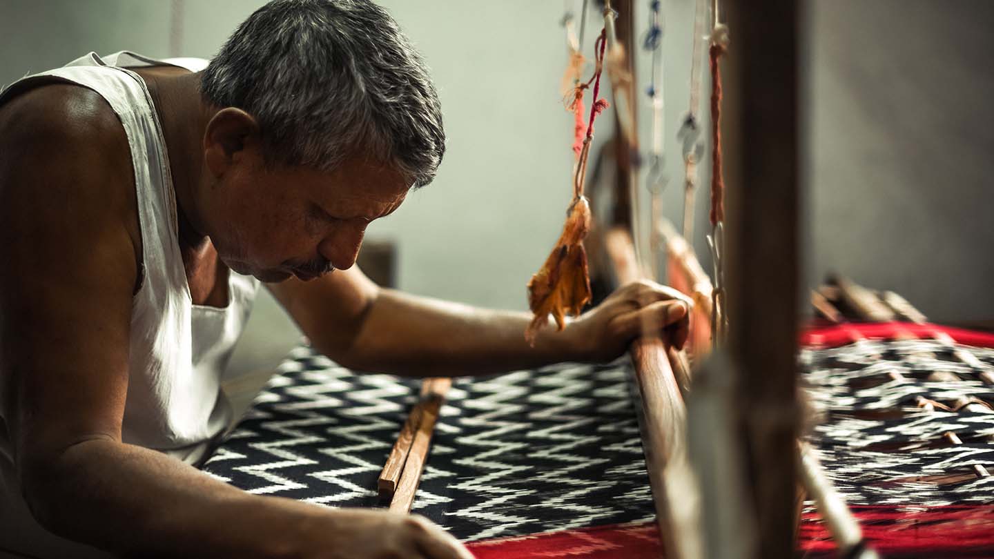 From Loom to Market: The Business of Handloom Cooperatives - Save ...