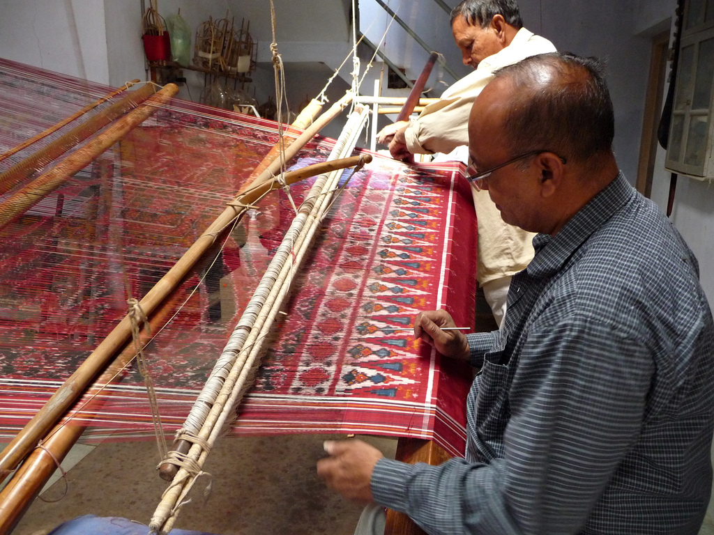 Maharashtra’s GI-Certified Handloom Clusters: Royal Weaves of the ...